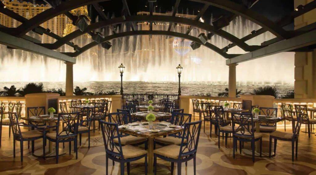 Top 10 Best places to view the Bellagio Fountains in Las Vegas - the ...