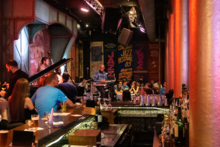 28 Fun Things to do Alone in Chicago (Perfect for Solo Travelers ...