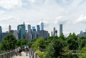 My Ultimate Guide to DUMBO in Brooklyn, NYC! - the world and then some