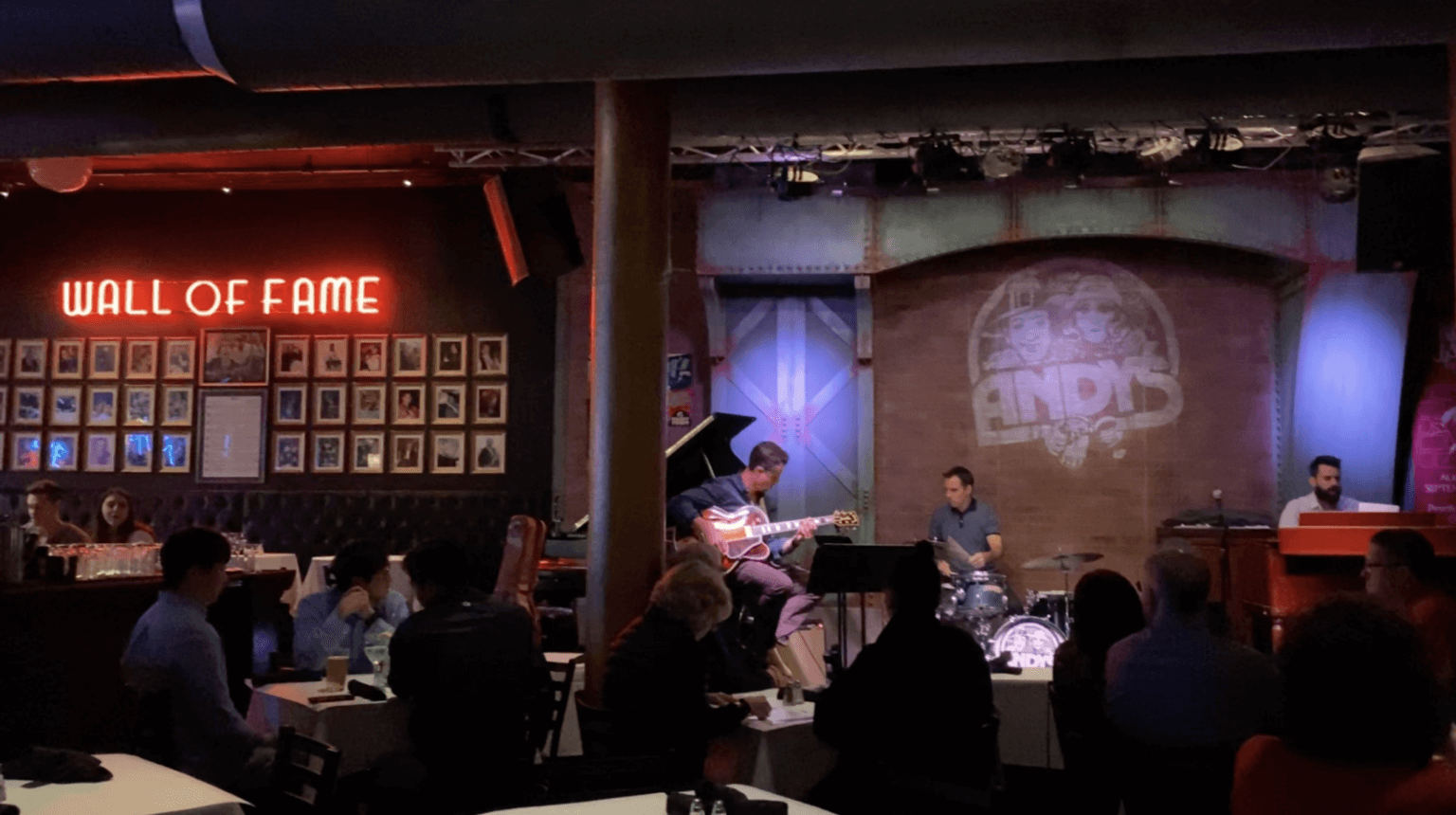 28 Fun Things to Do in Chicago At Night! - the world and then some