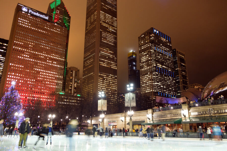 28 Fun Things to Do in Chicago At Night! - the world and then some