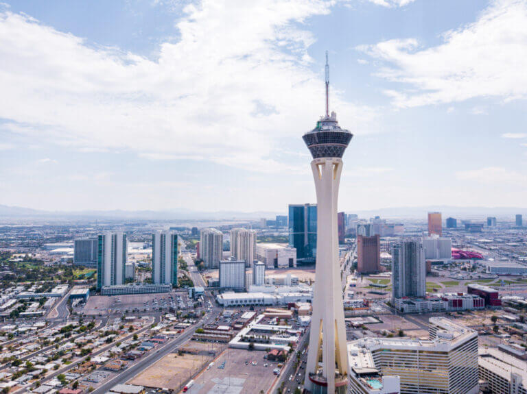 Roller Coasters in Las Vegas: A Thrill-Seekers Guide to all the Best ...