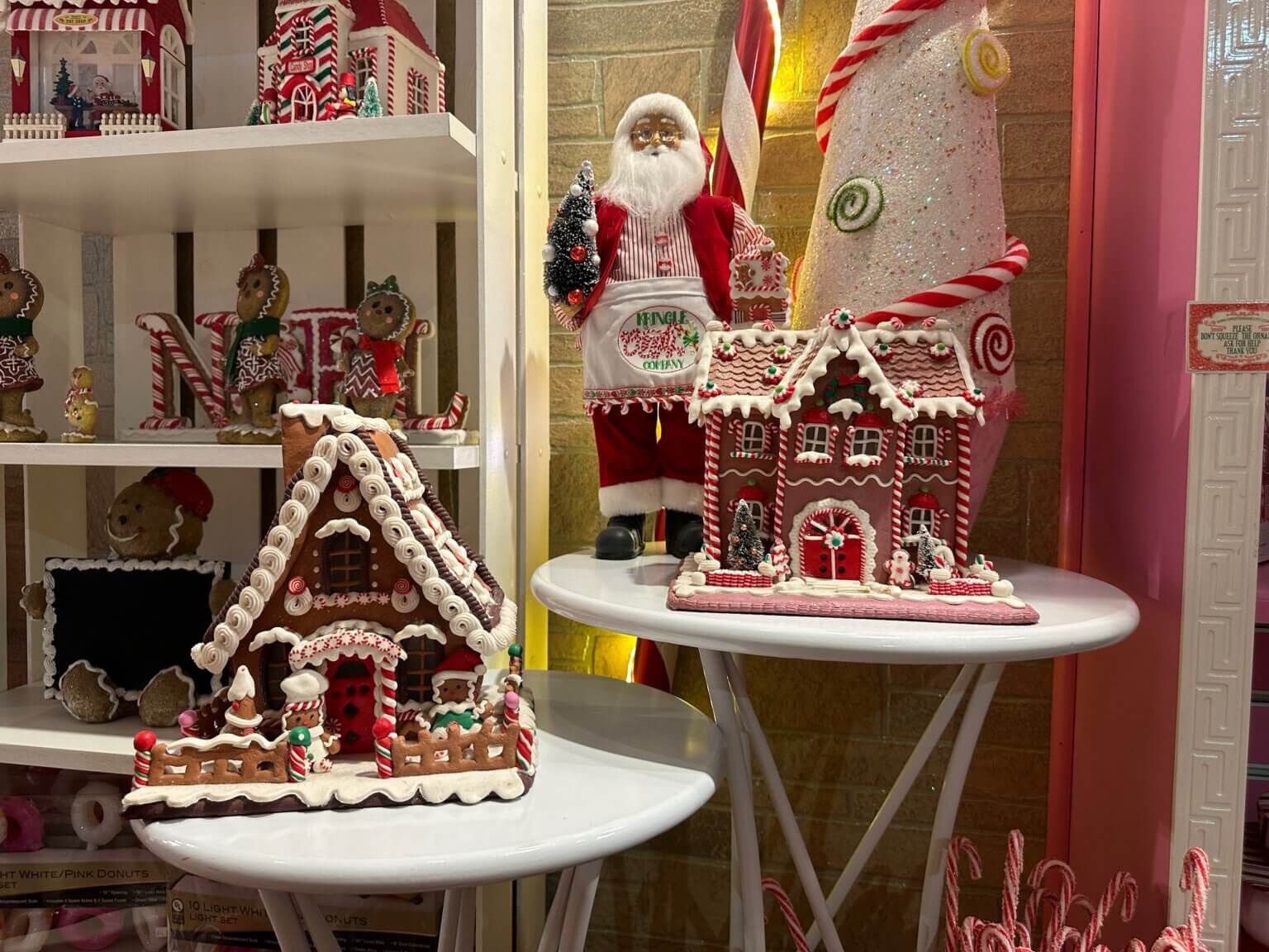 Take a look around 'Christmas in New York' the all-year-round Christmas ...